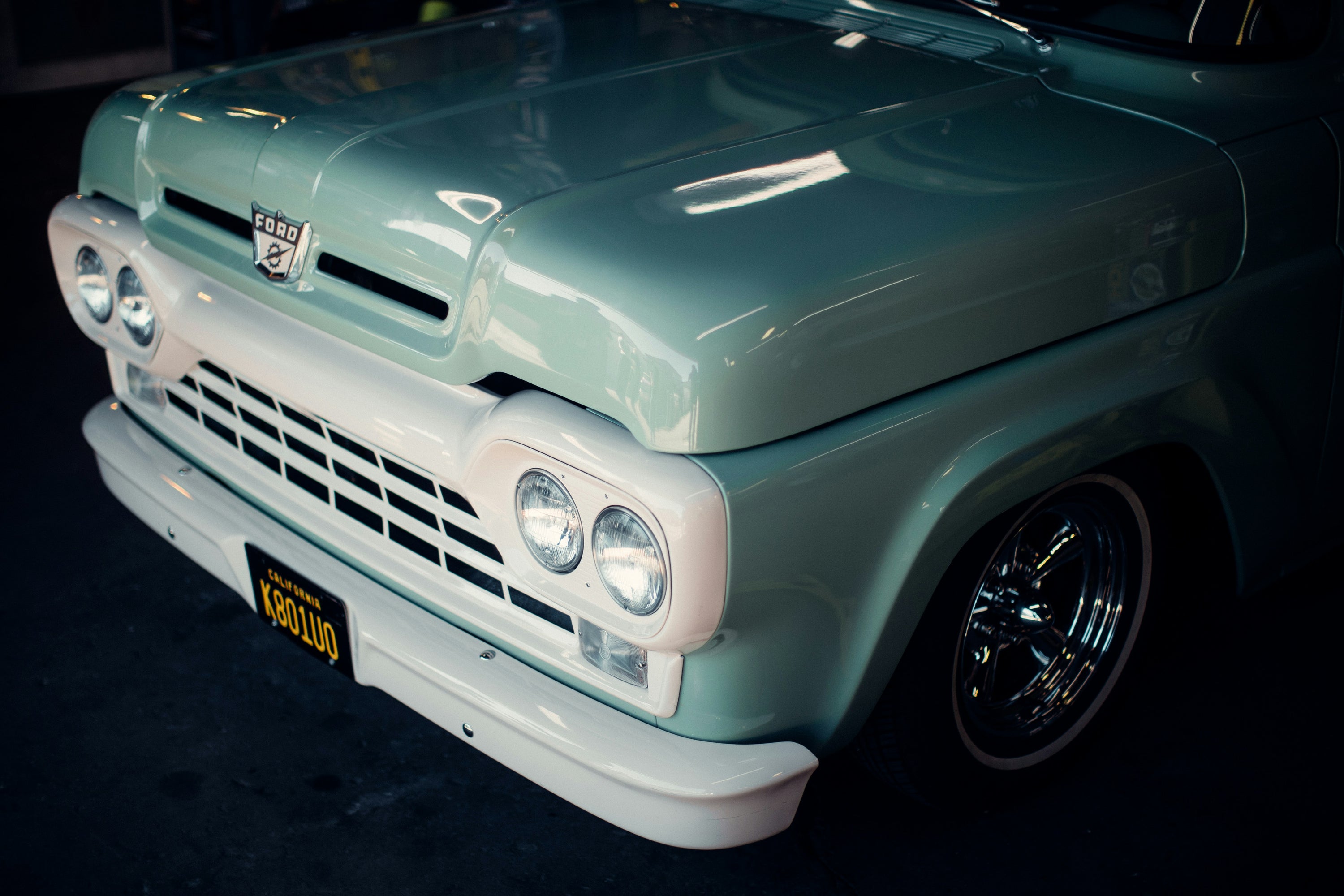 Everything You Need to Know About the Ford F-100 – Distinctive Industries